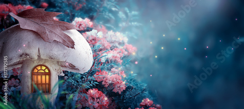 Obrazy SKY STICK - Magiczny dom elfów lub krasnalowych grzybów z oknem ...